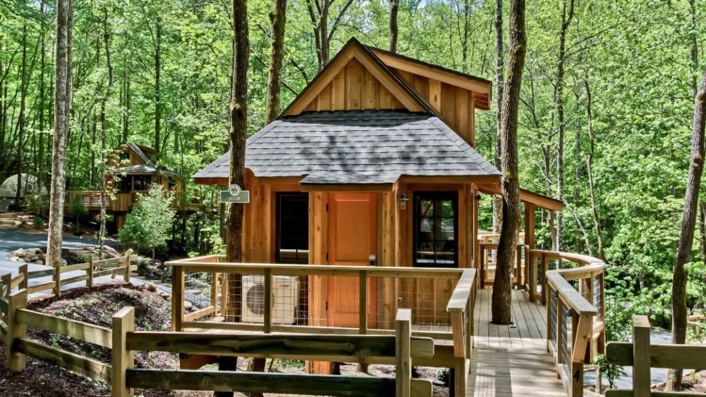 Treehouse Grove | Treehouses for Rent in Gatlinburg, TN